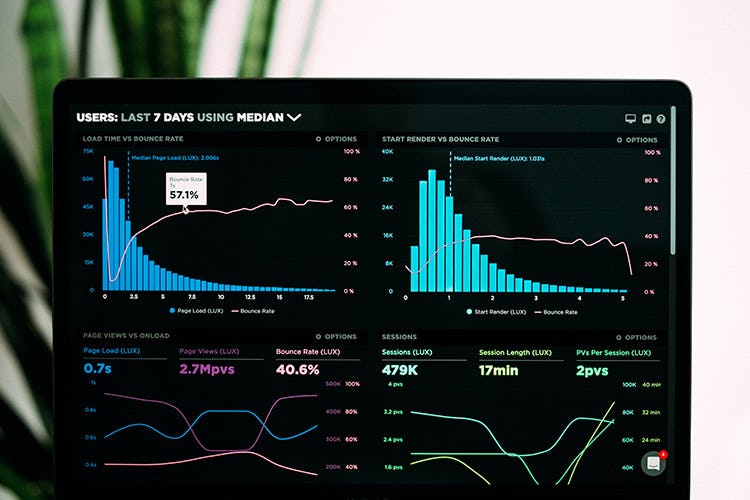¿Qué es una capa de datos y cómo se implementa? | Crehana
