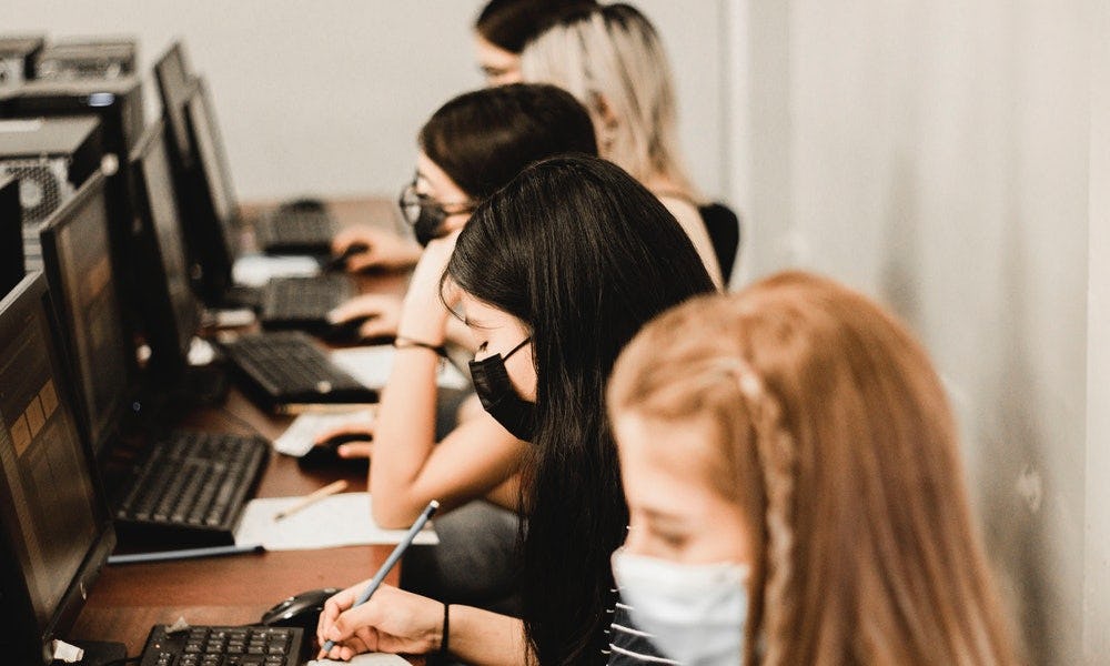 📚Formación continua: guía para el éxito empresarial | Curso | Crehana